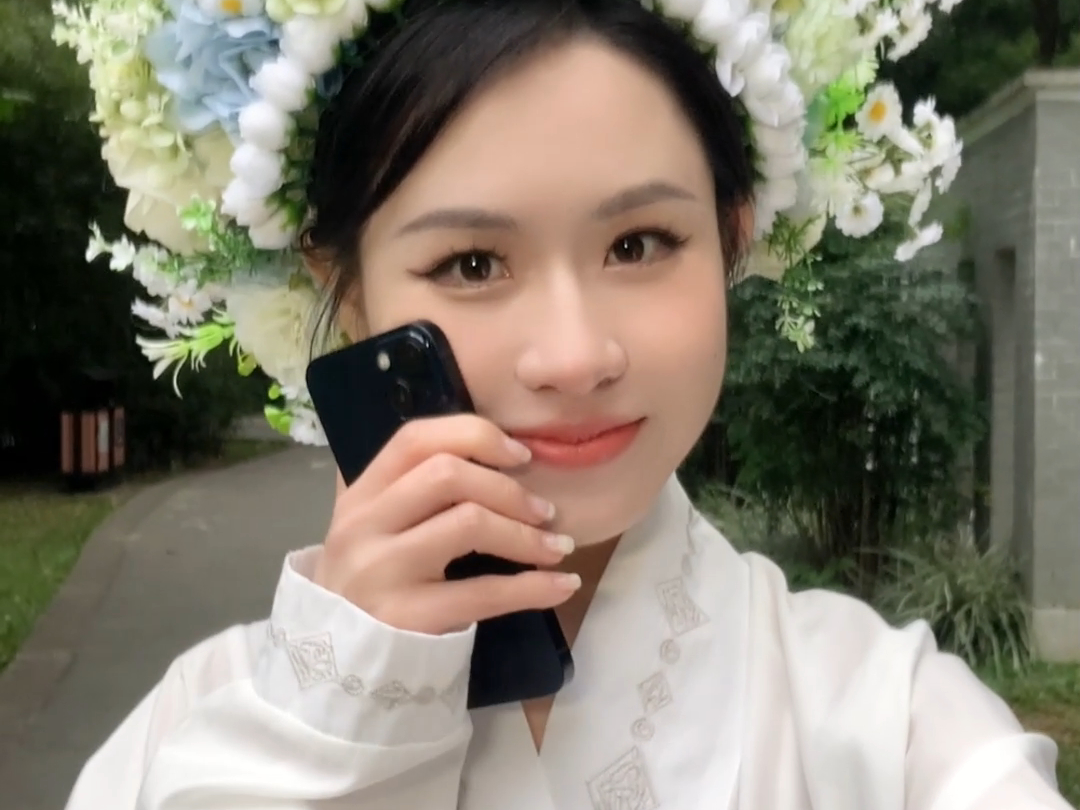 2023-隔离霜微剧情_吃我一脚村-站酷ZCOOL