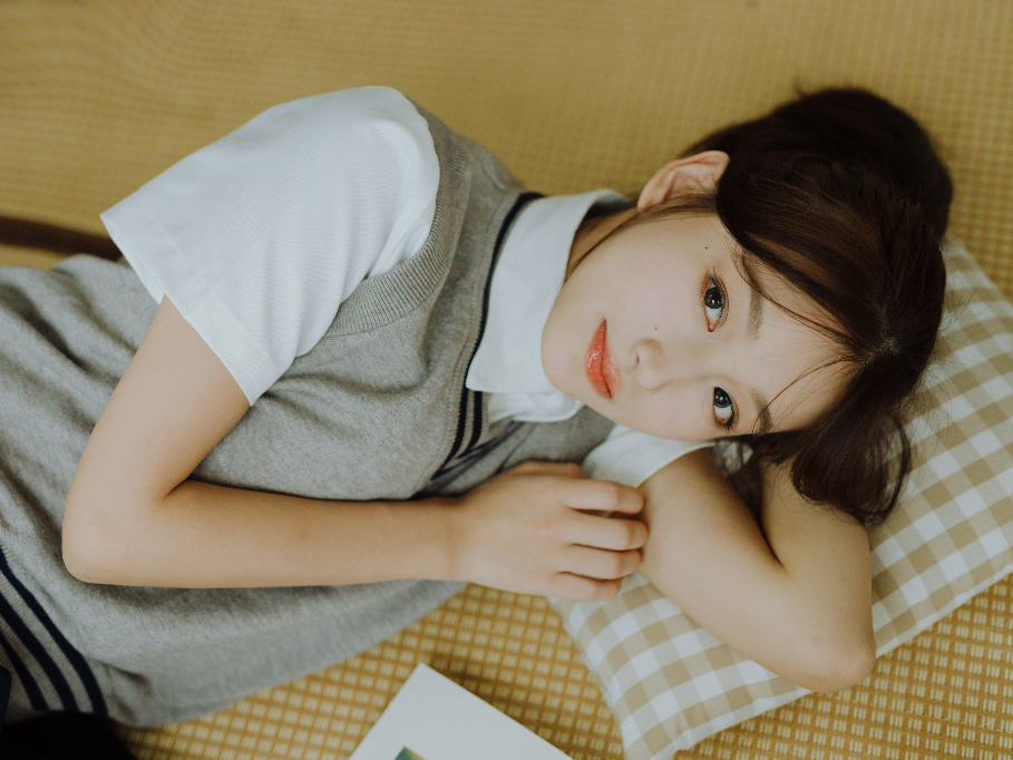 榻榻米的午后_芥茉在拍照-站酷ZCOOL