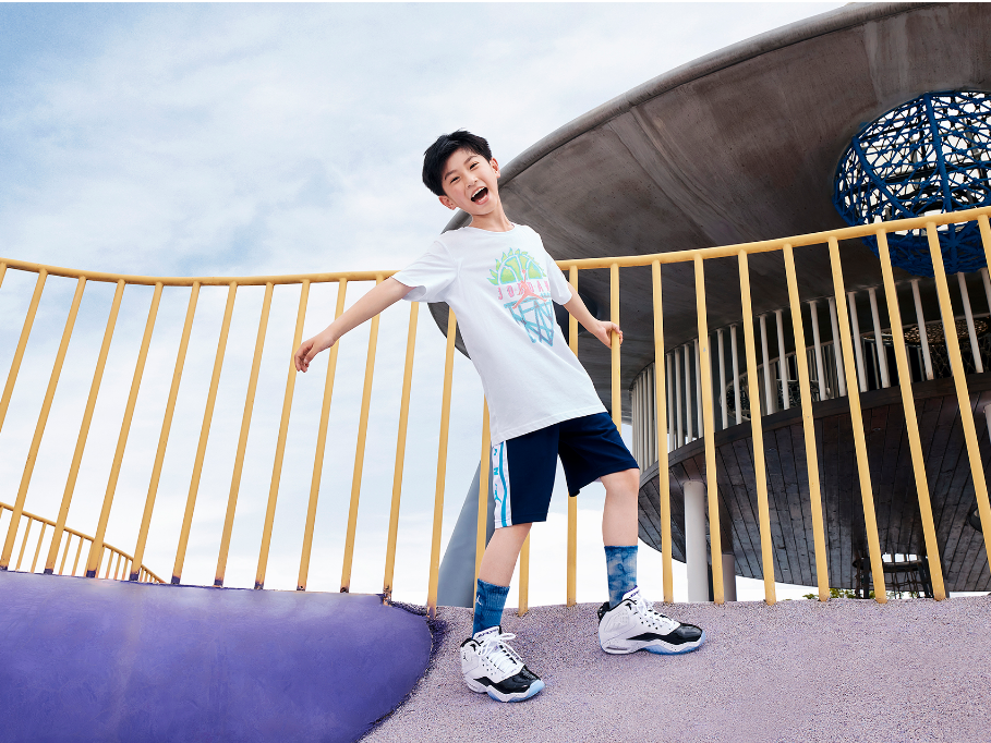 NIKE KIDS SU22 W1 W2_油百万-站酷ZCOOL