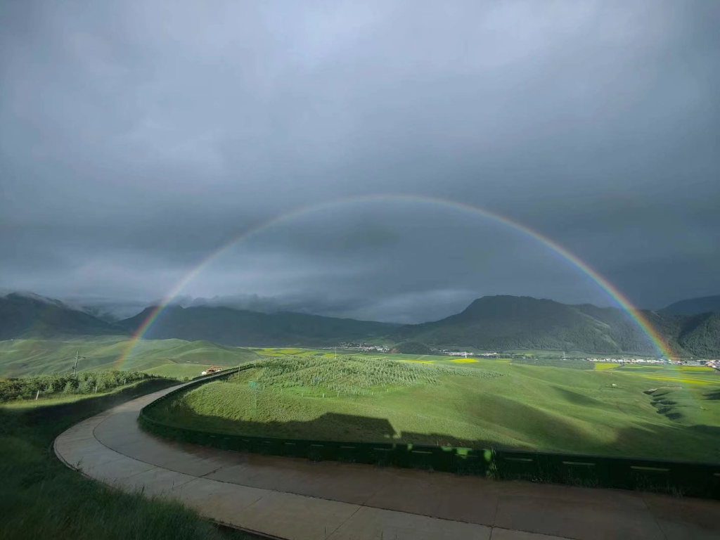 彩虹_VLRf1m2CTN-站酷ZCOOL