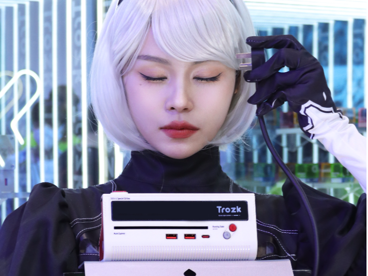 尼尔 特洛克 cosplay 3C 潮流插排_摄交牛逼症-站酷ZCOOL