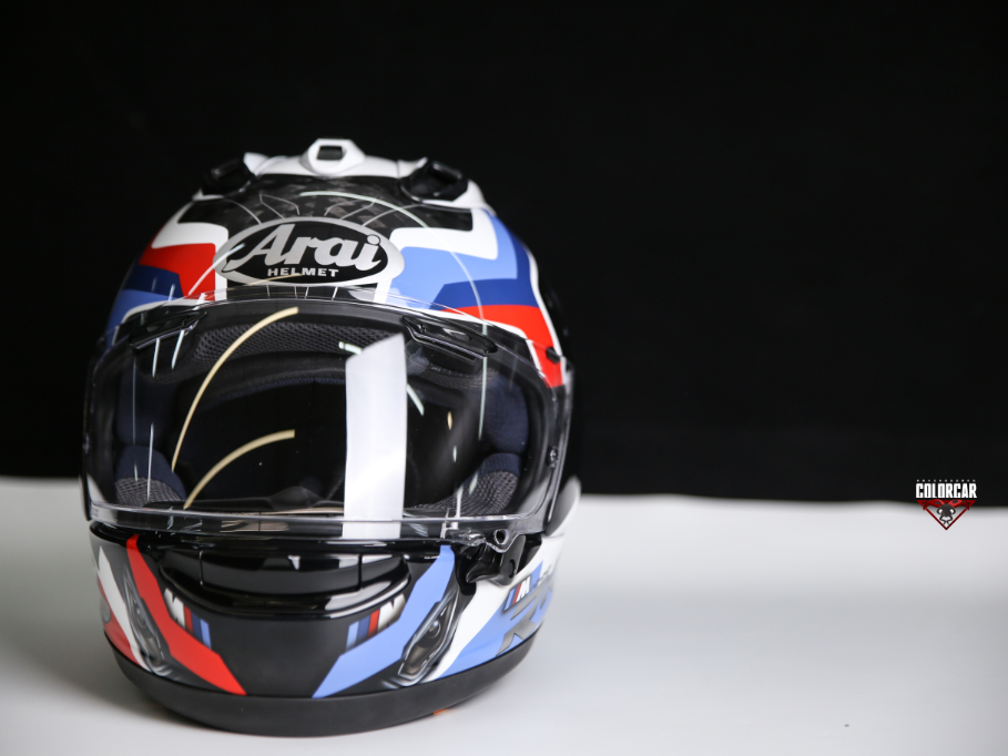 BMW头盔版画_18710241498gxy-站酷ZCOOL