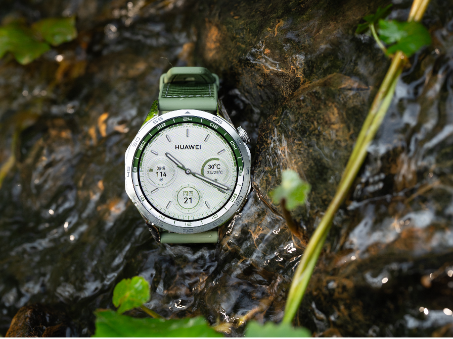 华为WATCH GT 4·46mm 云杉绿_ShouziVision-站酷ZCOOL