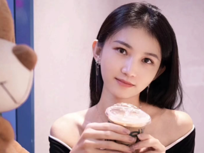 人像_霸王龙缺苗-站酷ZCOOL