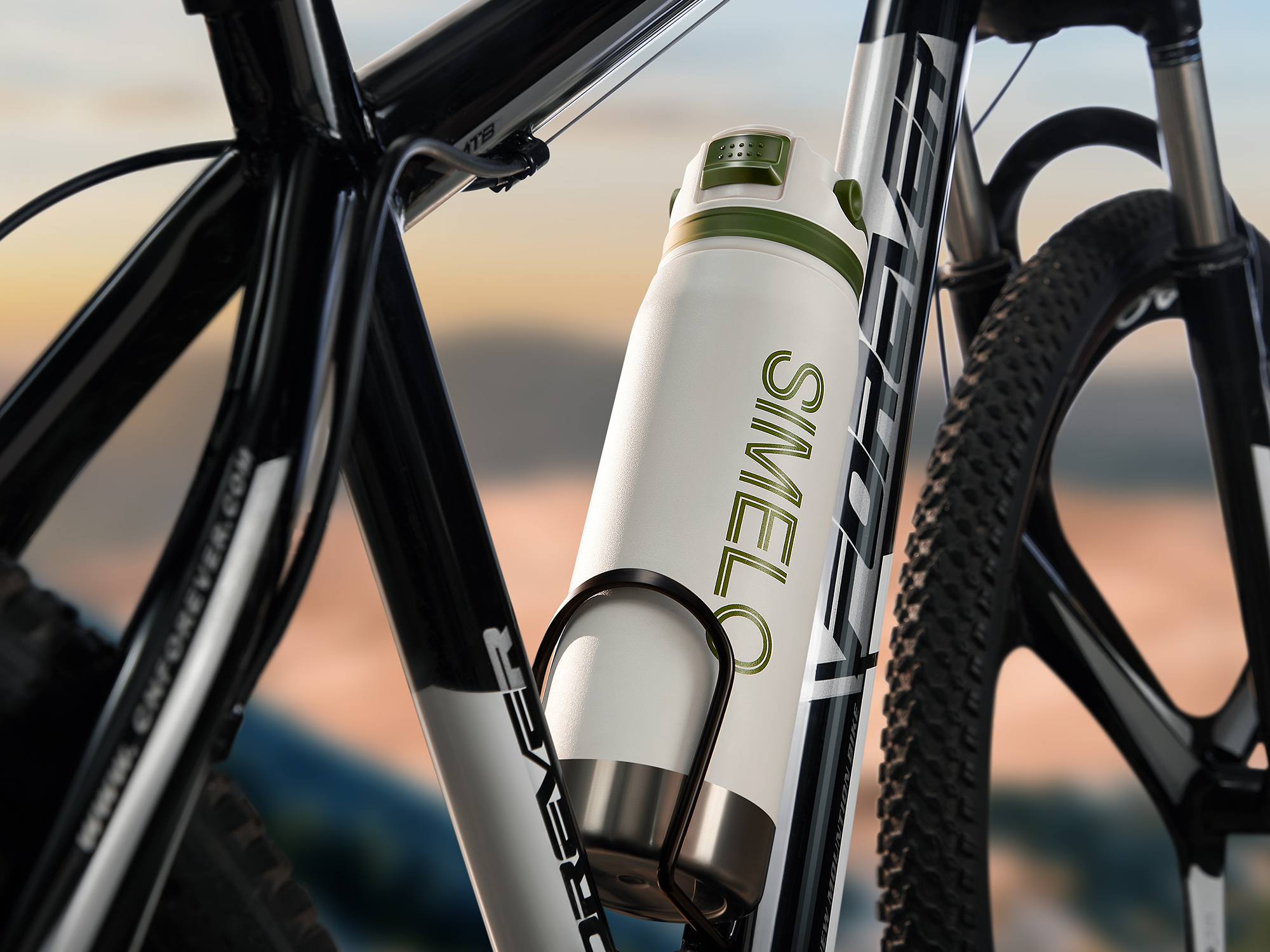 SIMELO 保温水杯产品摄影 | 东莞锐图摄影_东莞锐图摄影-站酷ZCOOL