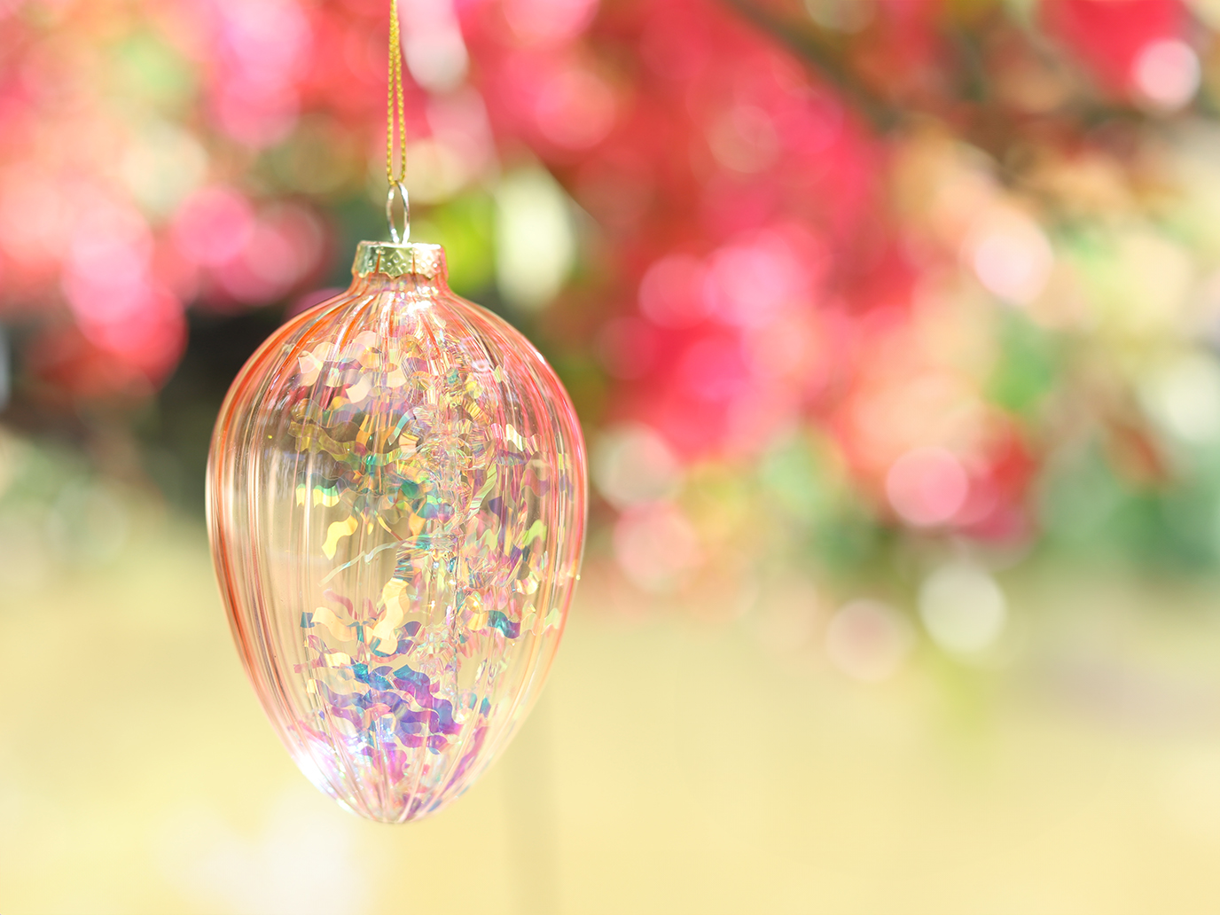 1688镭射彩蛋挂件详情页_幸存者日记-站酷ZCOOL