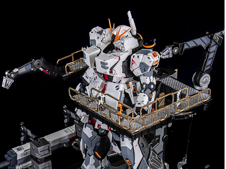 万代MG1/100重装牛高达PB限定+地台刻线分色_卓御手创阿祖-站酷ZCOOL