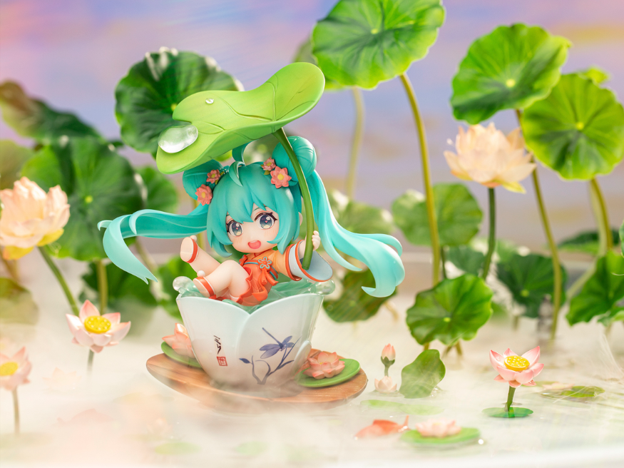 【初音未来】荷塘嬉戏 Q版手办_大金毛爱挥手-站酷ZCOOL