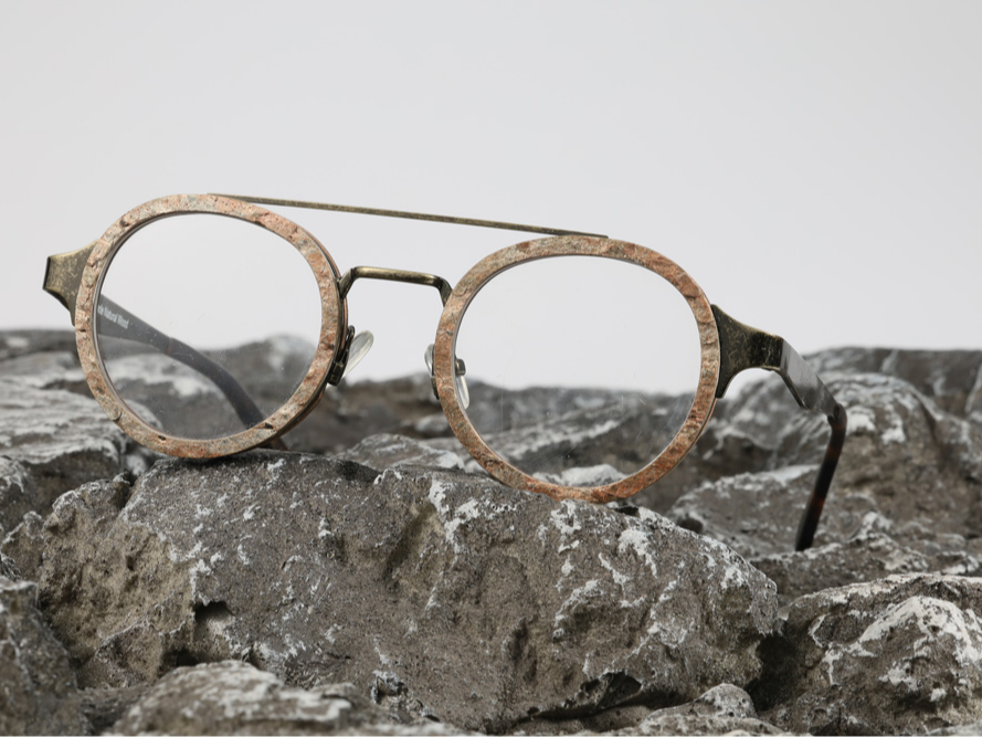 高端眼镜定制：你听说过防雾镜布吗？有用吗？-新创森_新创森眼镜工厂-站酷ZCOOL