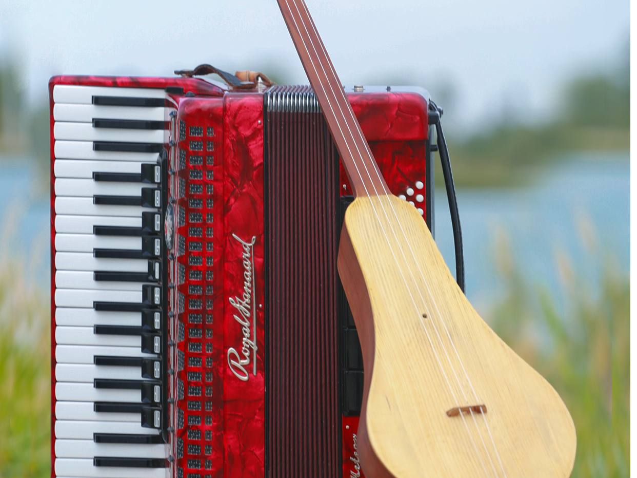 库姆孜与手风琴_Mambetaly-站酷ZCOOL