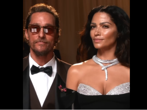 Glambot机器人格莱美慢镜头之美_MOCO机械臂拍摄-站酷ZCOOL