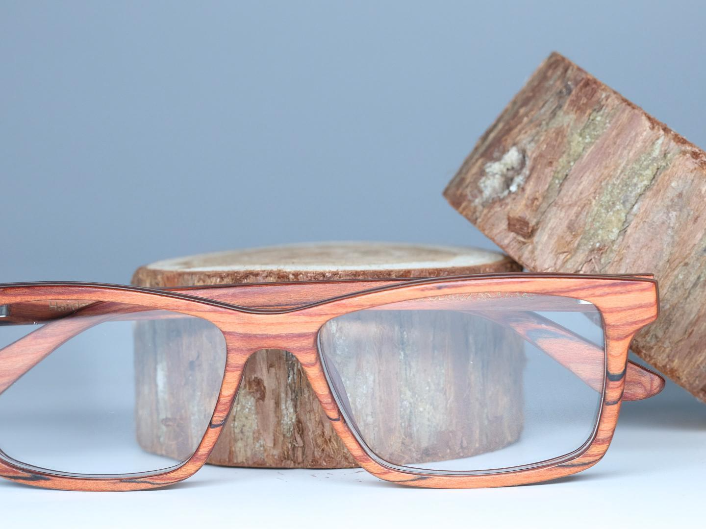 惠州木头眼镜定制厂家__方形淡黄色木纹眼镜WD0598_新创森眼镜工厂-站酷ZCOOL