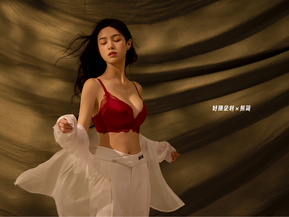 一组内衣作品_熊简-站酷ZCOOL