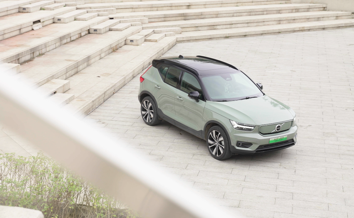 沃尔沃评测XC40_SY兿-站酷ZCOOL