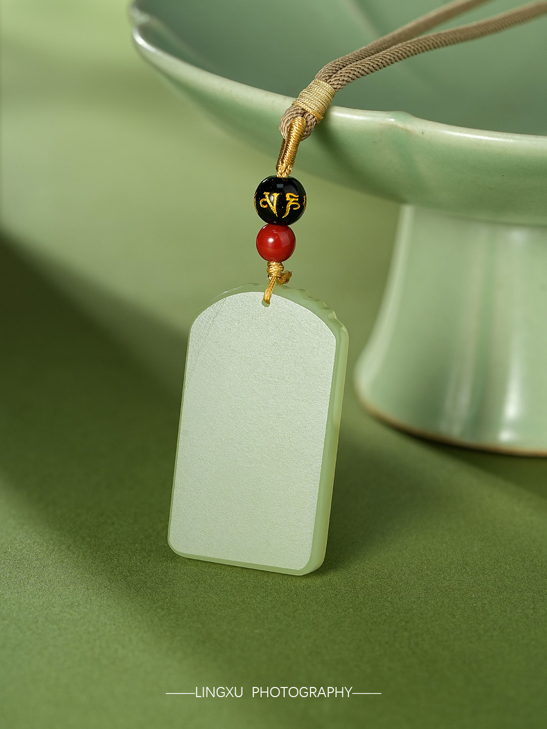 玉石吊坠拍摄_凌虚摄影-站酷ZCOOL