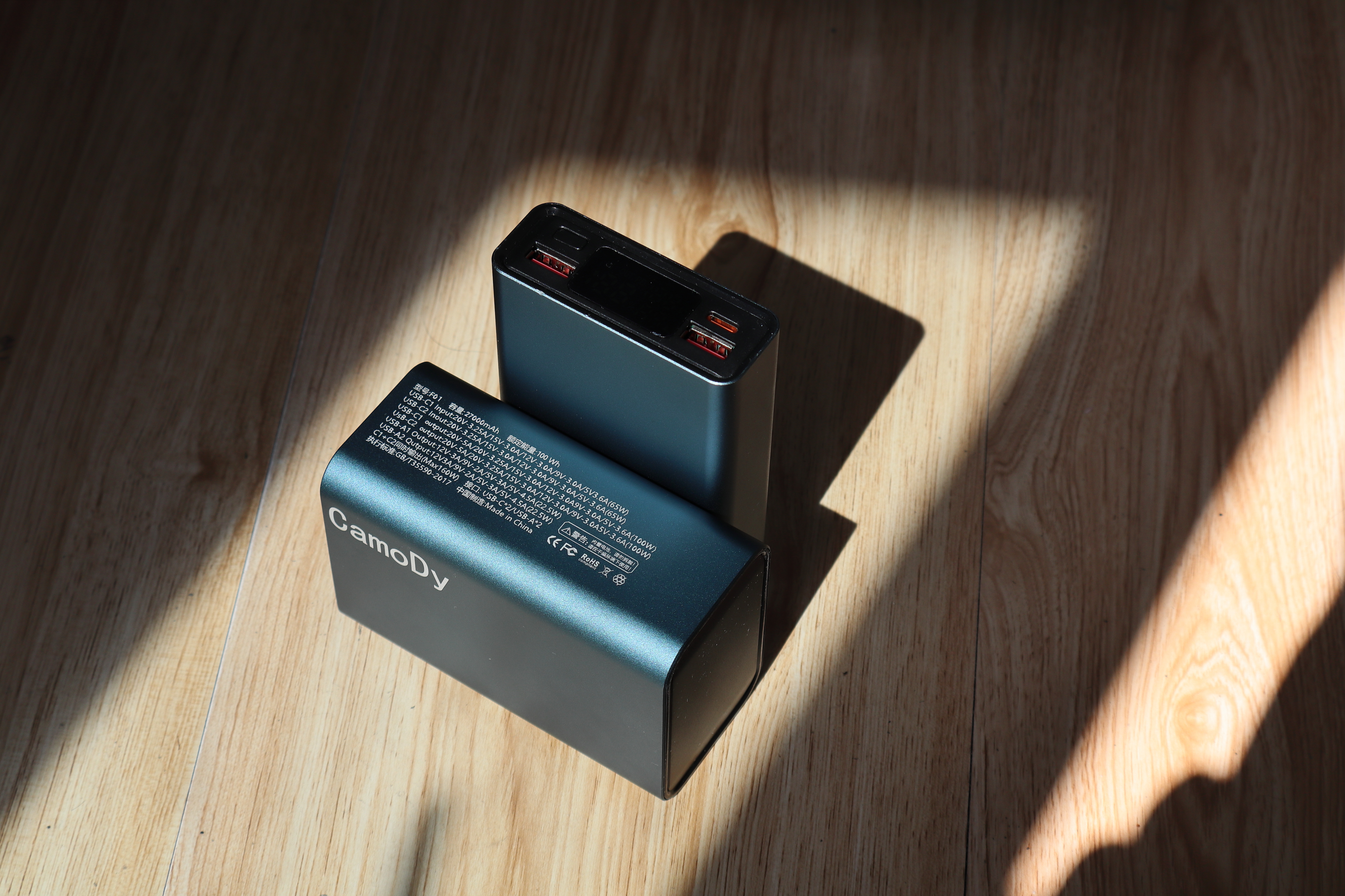 camody卡魔迪 f01实图测评-160W快充充电宝卡魔迪测评_Z421367339-站酷ZCOOL