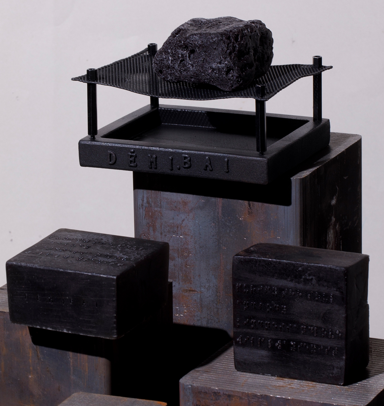 美国IDA获奖案例——DEMI.BAI _壹点设计咨询-站酷ZCOOL