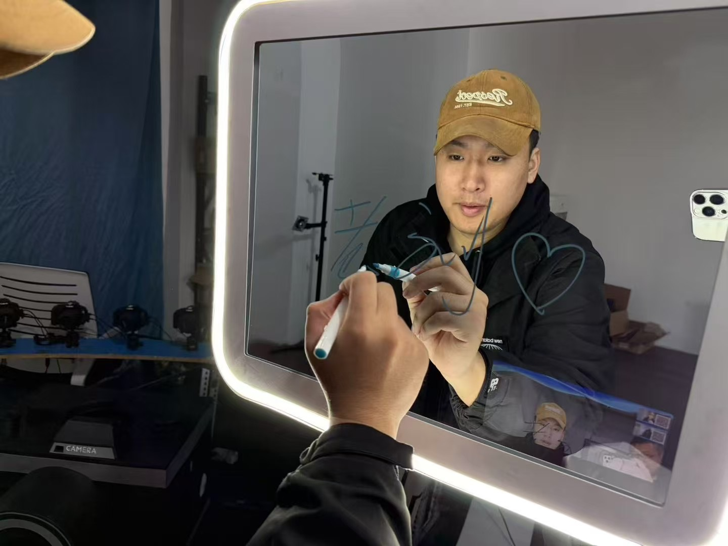 AR镜头签 互动签到仪式 活动会议ai拍照签名_南京慧极光科技-站酷ZCOOL