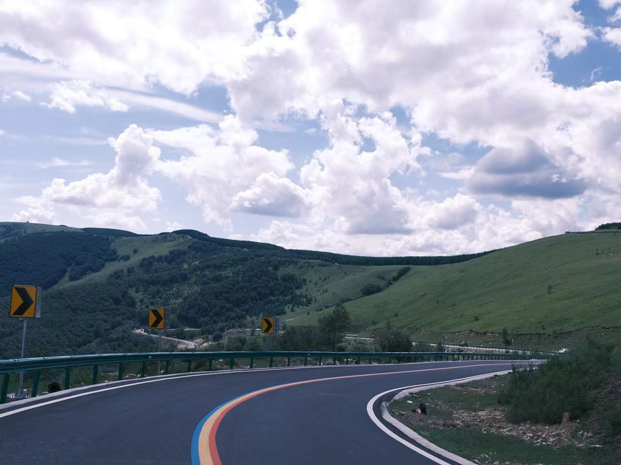 彩虹路_haha嘻嘻-站酷ZCOOL