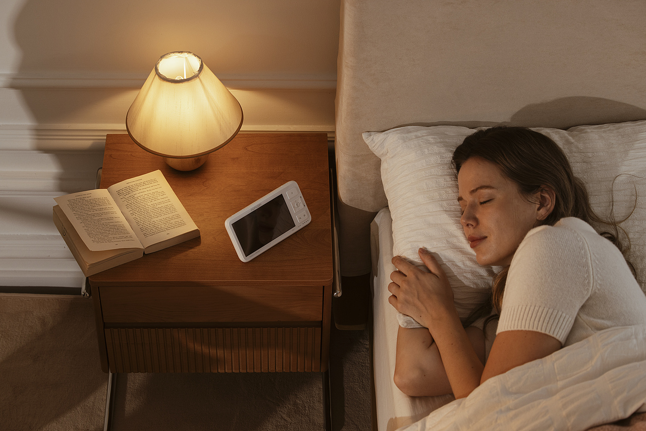 Baby Camera宝宝监视器-母婴产品_玖元素传媒-站酷ZCOOL