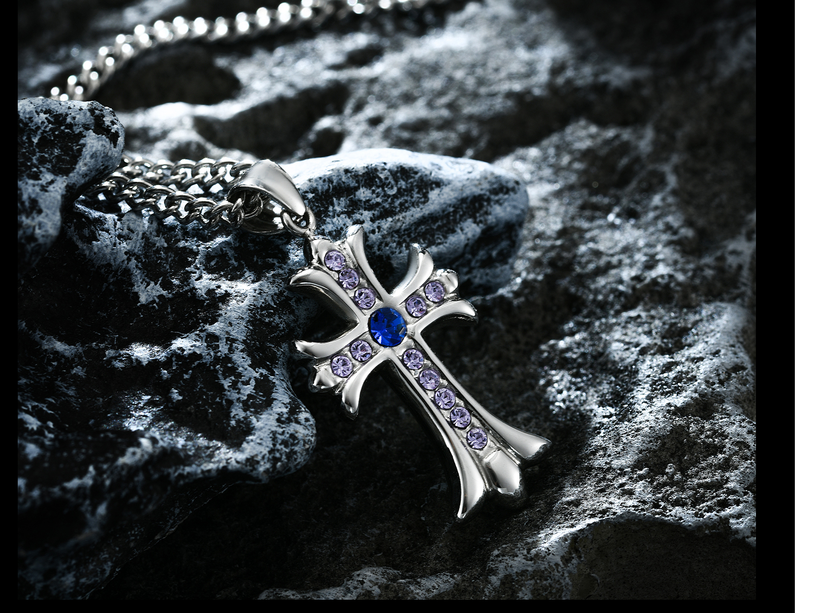 一些黑色场景的饰品图_粥加灰-站酷ZCOOL