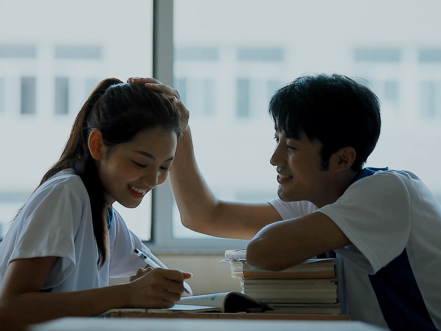 青春校园情侣拍摄_冰镇北极熊-站酷ZCOOL