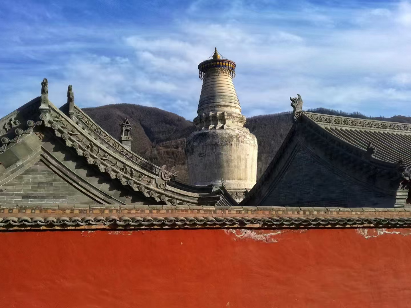 红墙外_奇遇记火锅-站酷ZCOOL