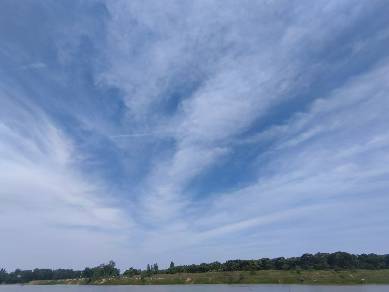 云_吃菜齁咸-站酷ZCOOL