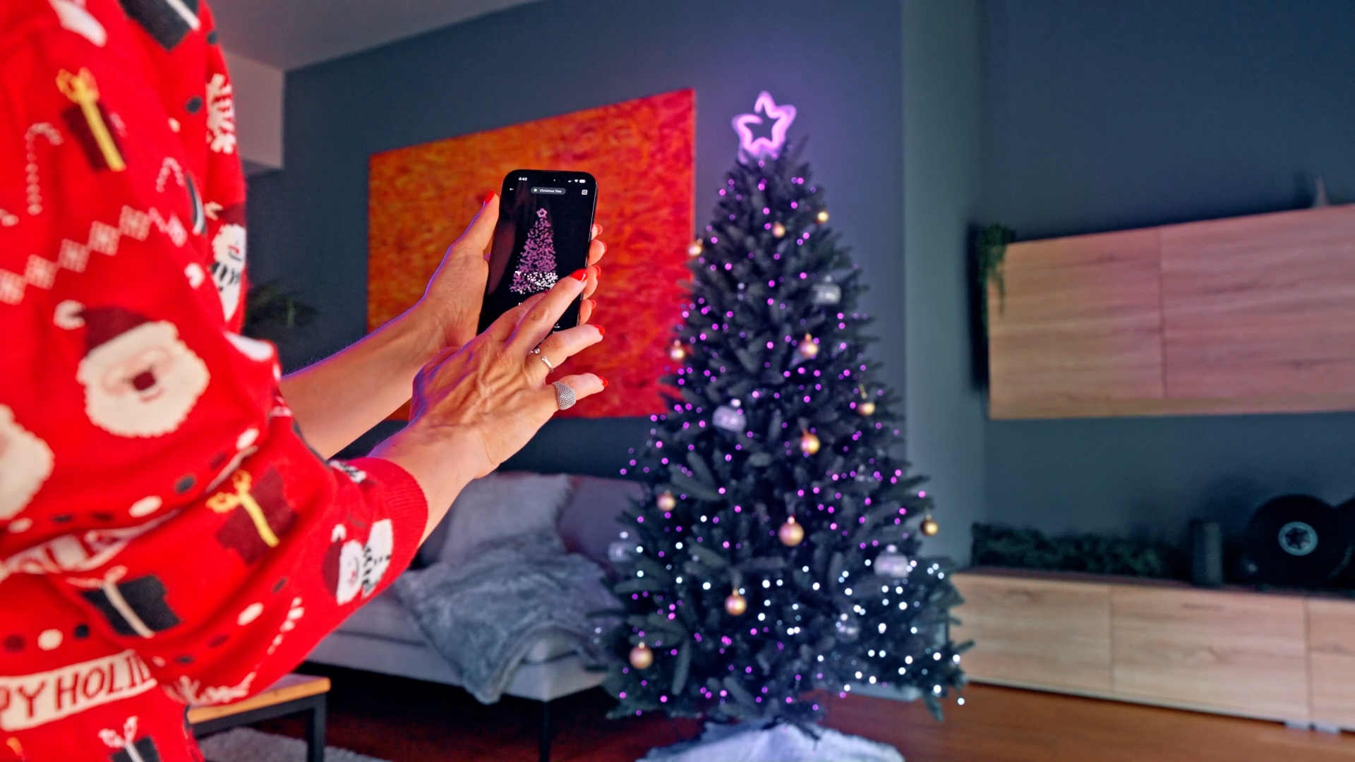 TWINKLY - TREE TOPPER 圣诞智能装饰灯_NOI_Creative-站酷ZCOOL