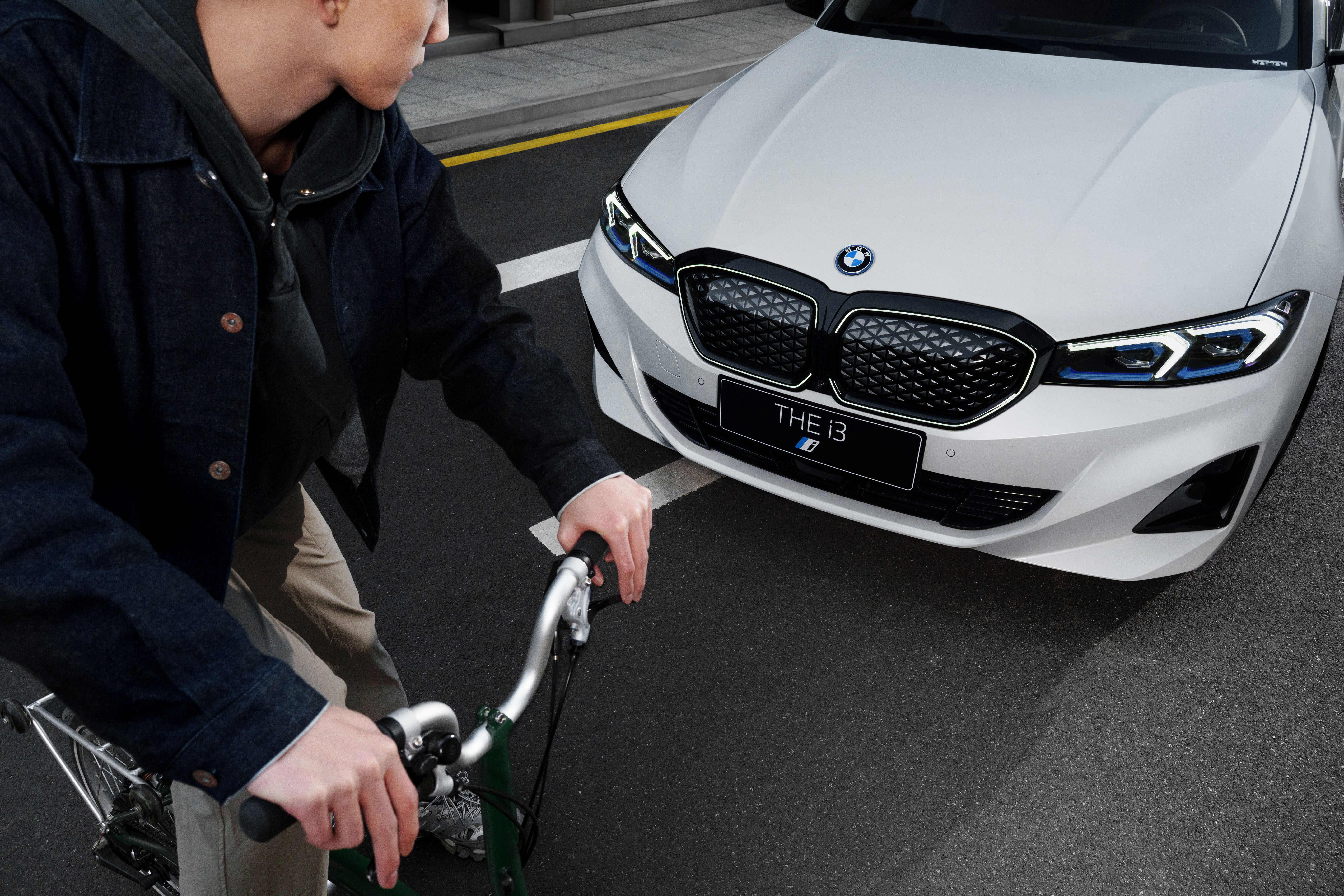 汽车摄影 | BMW i3 iX3调性美图_王洋YOUNG-站酷ZCOOL