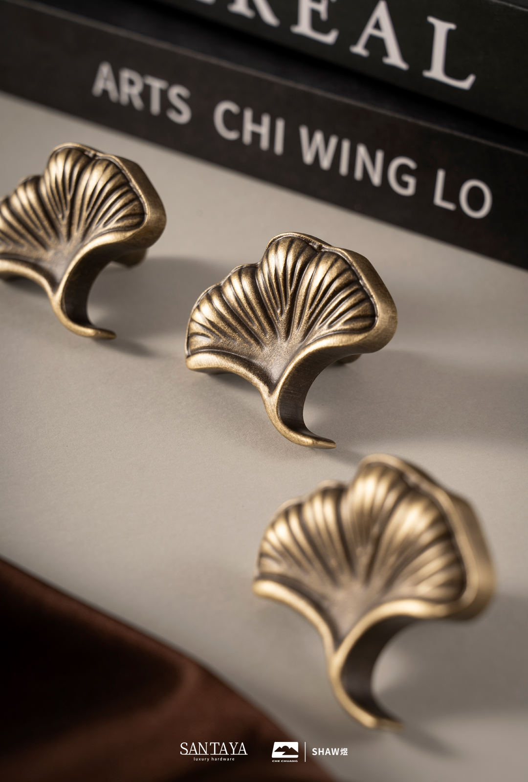 柜门单孔黄铜拉手 - 古铜色 - 拍摄合集_Shaw煜-站酷ZCOOL