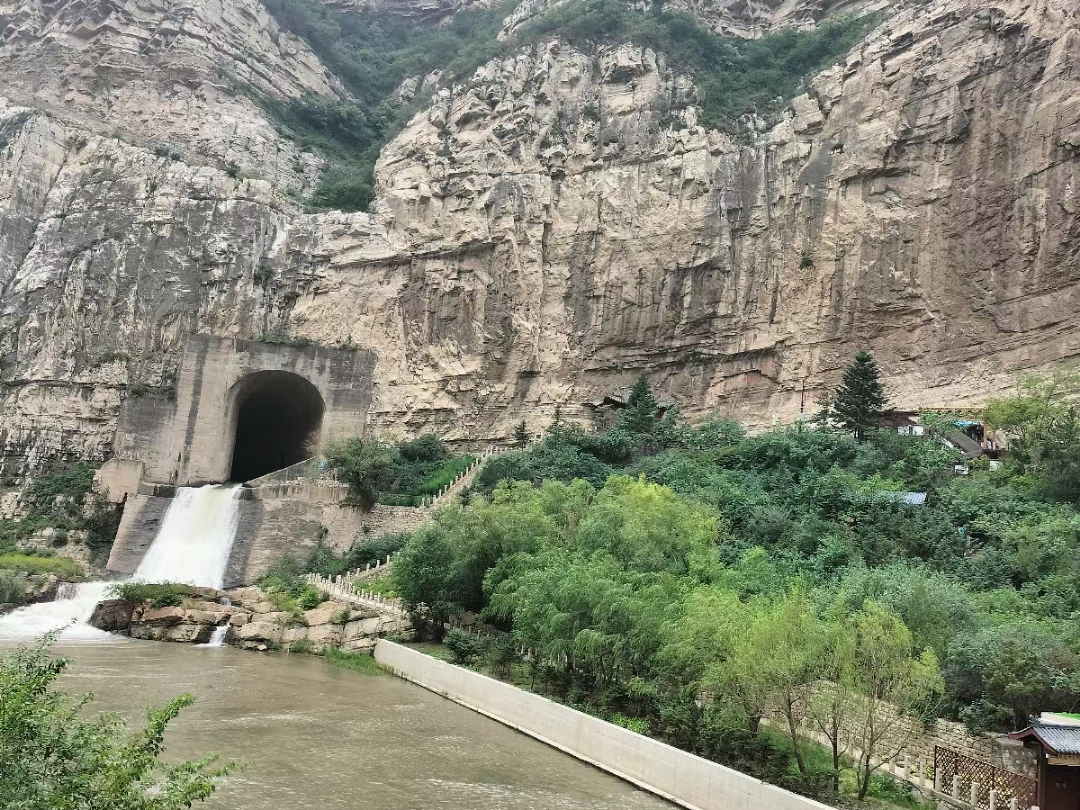 飞流直下_赵先生小卡-站酷ZCOOL