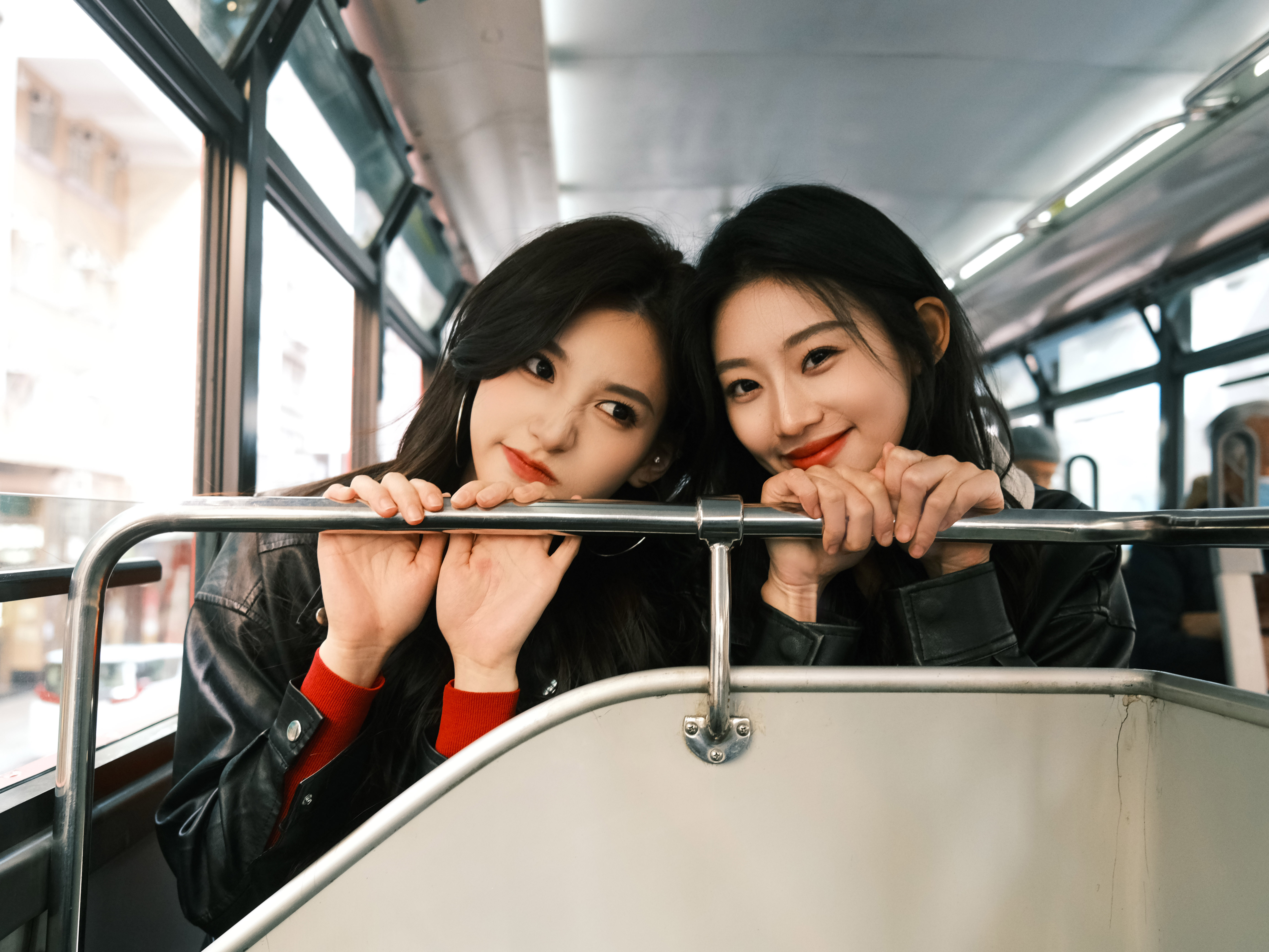 她们是好姐妹_ARTLee小杰-站酷ZCOOL