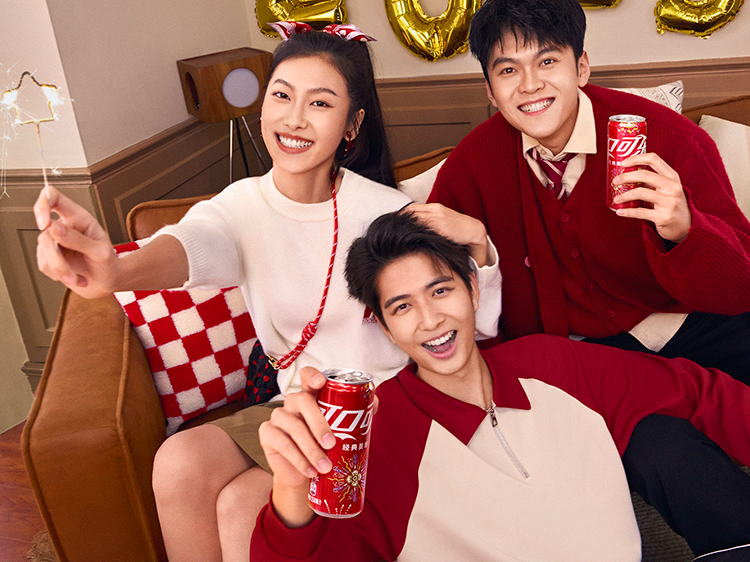 可口可乐Coca Cola 2025CNY_FengStudio-站酷ZCOOL