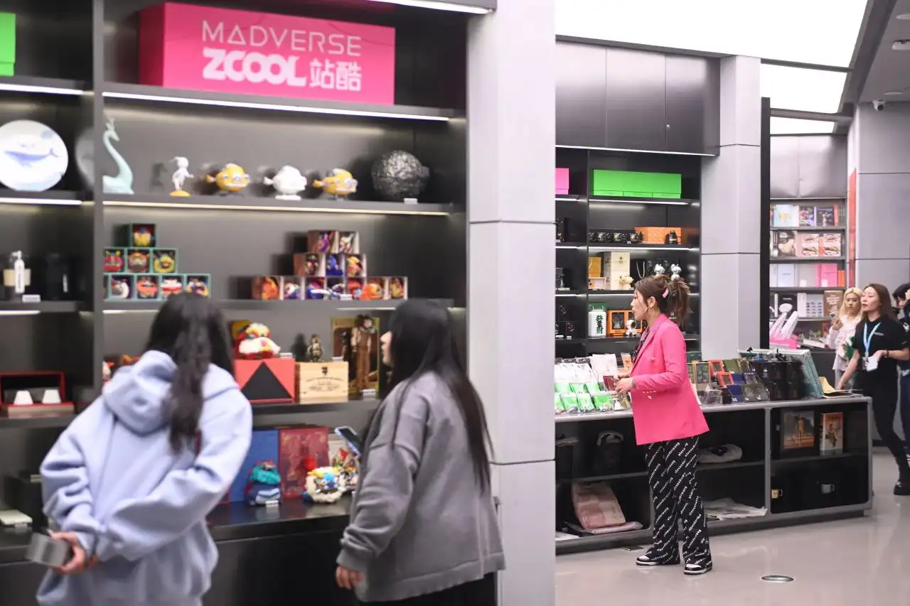 《猫猫的奇幻漂流》斩获第97届奥斯卡最佳动画长片/数字艺术空间新物种MADverse启幕_站酷资讯-站酷ZCOOL