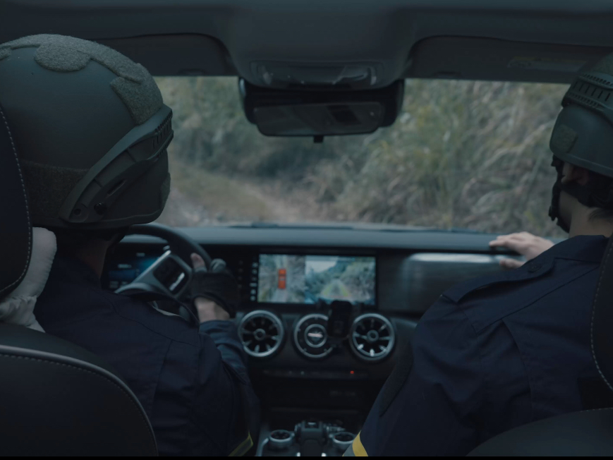 务本 E7头灯品牌片_凉心GG-站酷ZCOOL