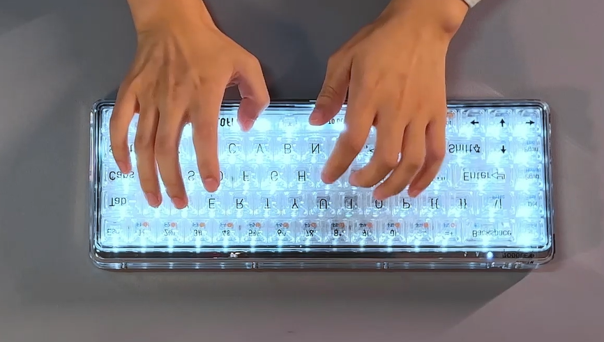 LUOFEI-透明键盘_李大仁Fish-站酷ZCOOL