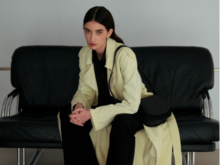 高级感极简风女外模黑色长发女模大牌感骨感品牌拍摄_优思外模经纪didi-站酷ZCOOL