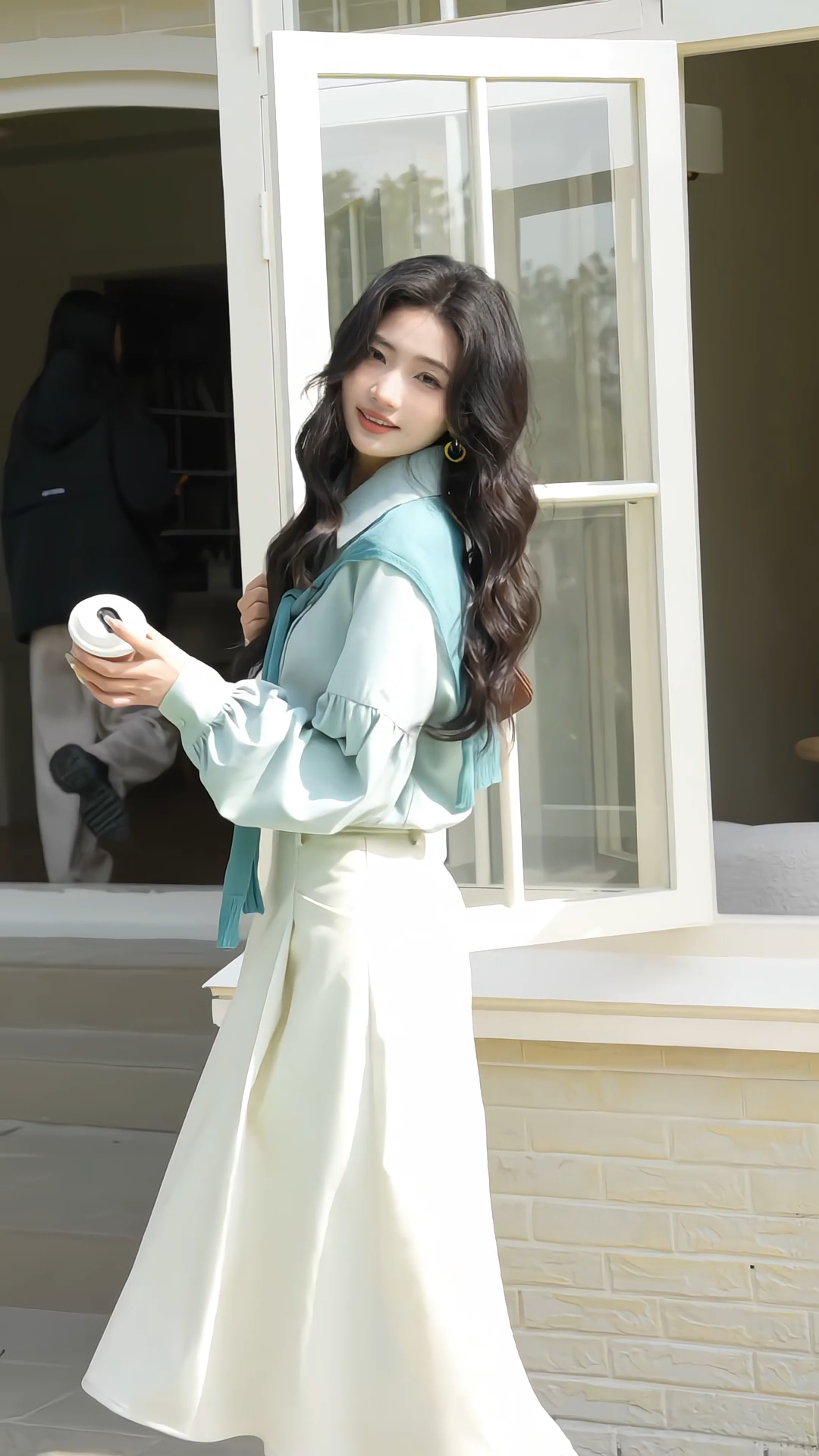 服装外景2（服装账号：瑞妮Renee）_默幽师傅-站酷ZCOOL