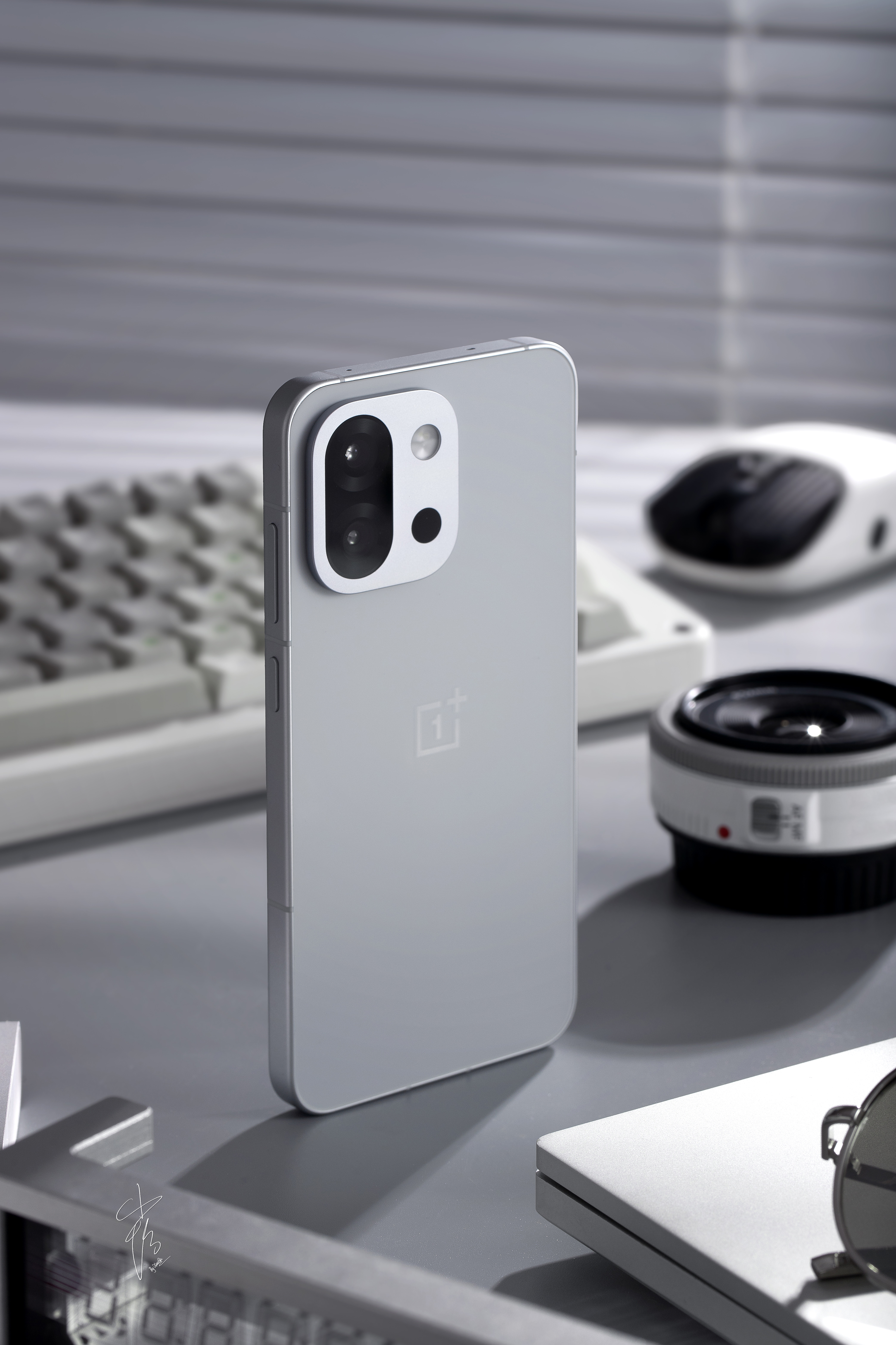 一加13T 晨雾灰_摄影师小恰-站酷ZCOOL