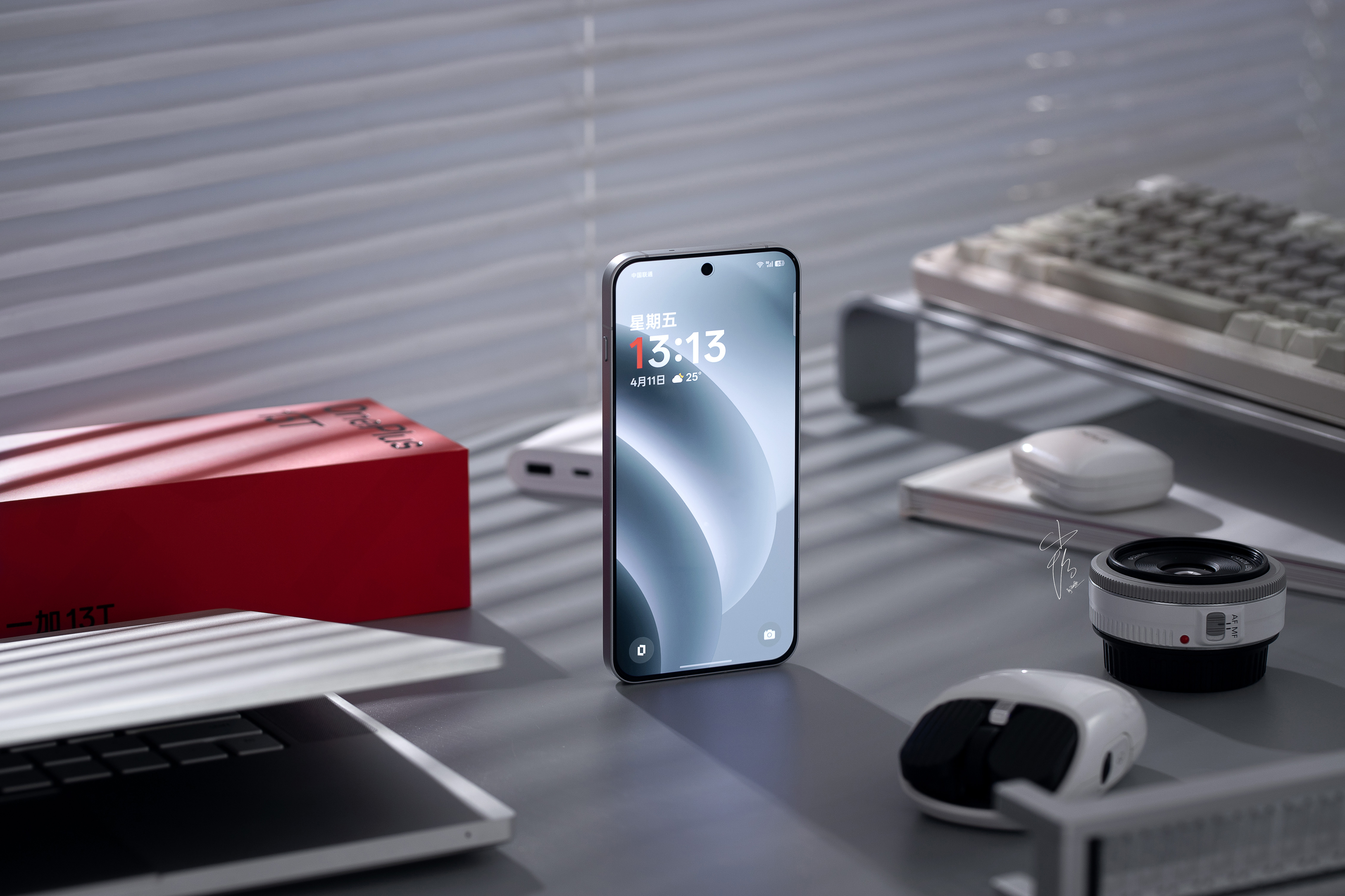 一加13T 晨雾灰_摄影师小恰-站酷ZCOOL