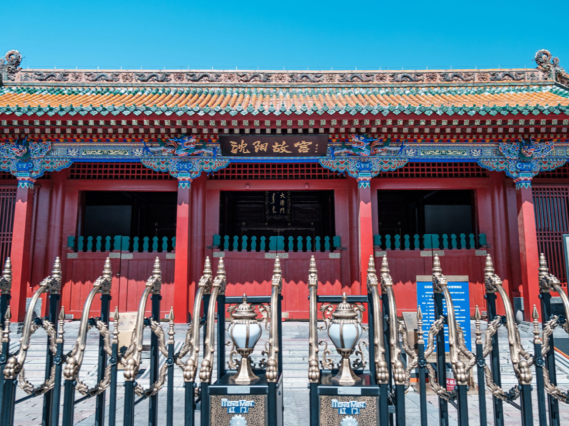 沈阳故宫 | 阳光走过门外_观于我的视界-站酷ZCOOL