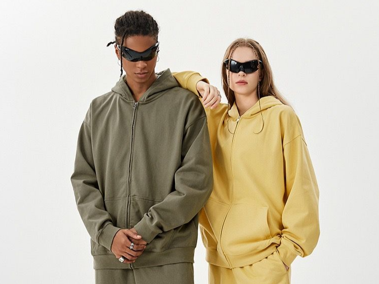 广州潮牌女外模甜辣女模白皮金发年轻感黑白配拍摄_优思外模经纪didi-站酷ZCOOL