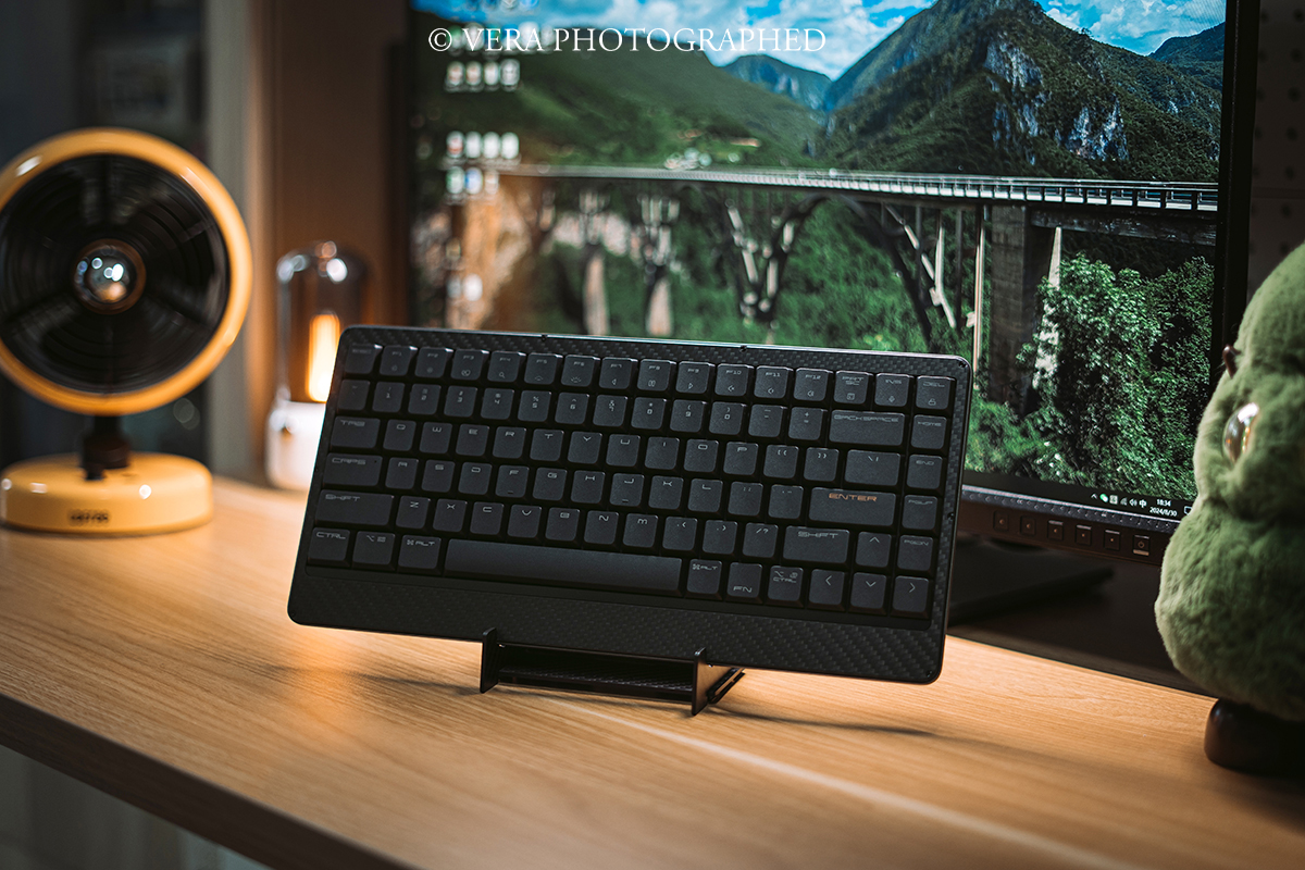 洛斐EDGE 84双模机械键盘_叶少Vera-站酷ZCOOL