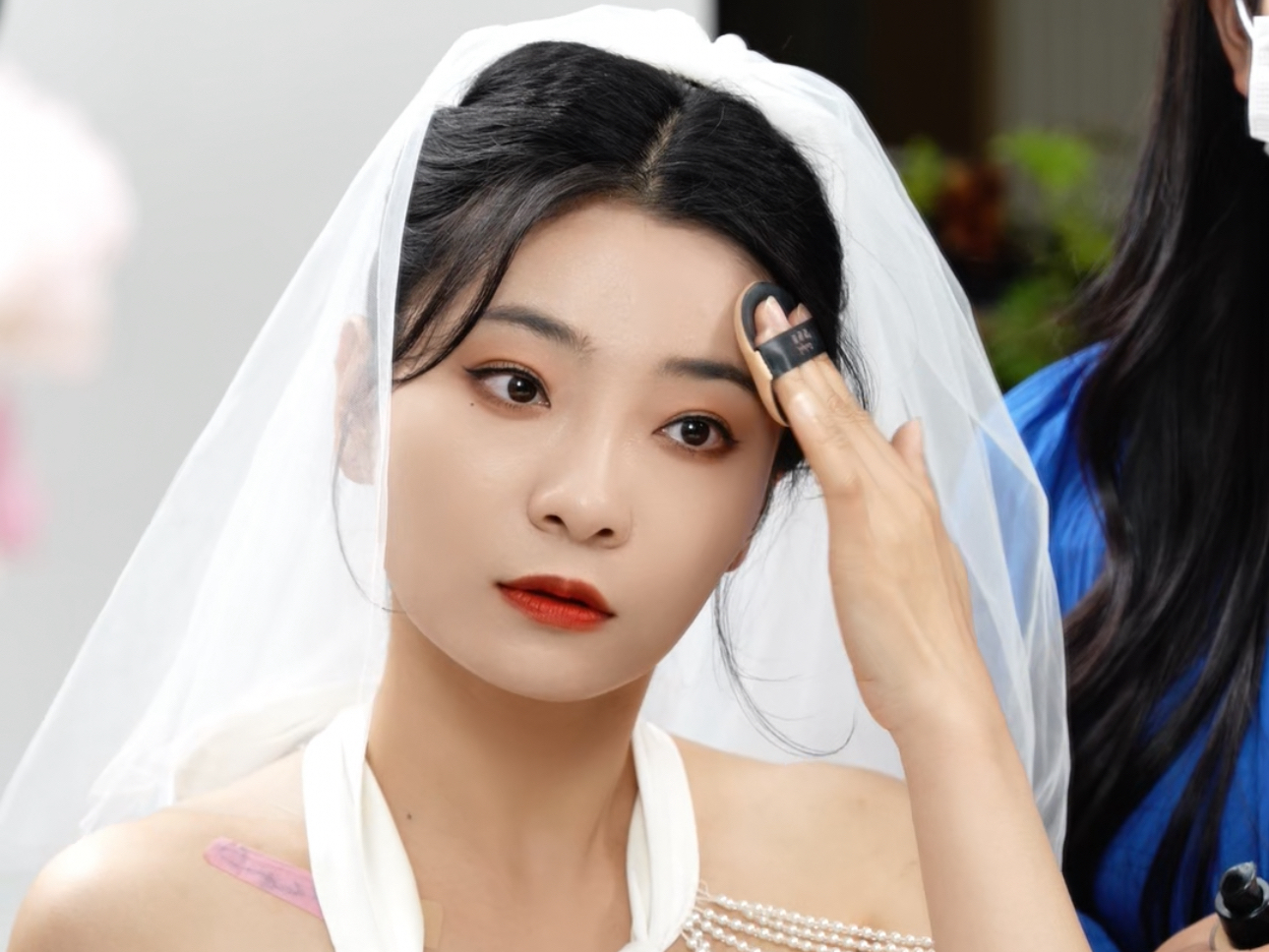 菁蝴蝶气垫 信息流作品_BoXin_ZHAO-站酷ZCOOL