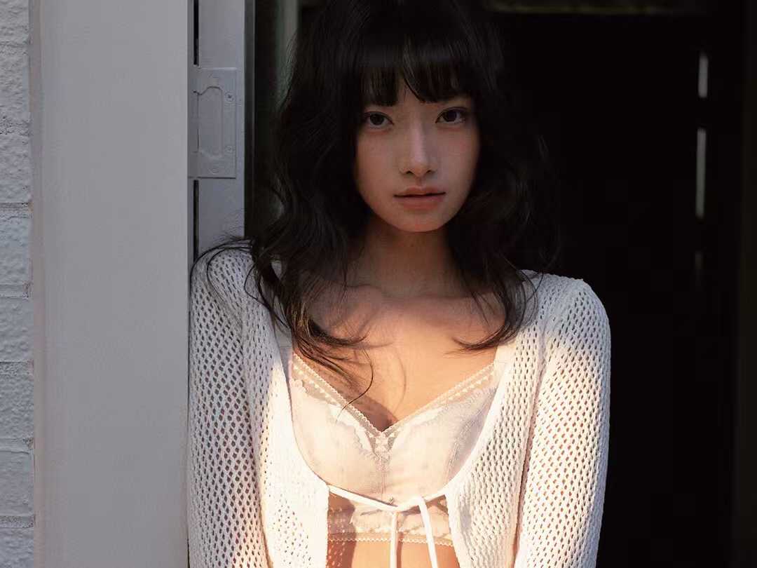 内衣片子_模特经纪人MOMO-站酷ZCOOL