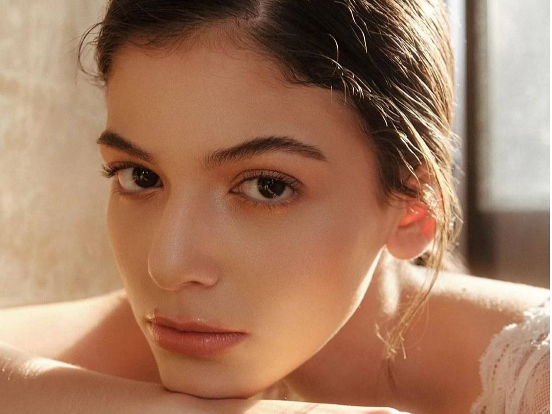 清冷感白皮模特 广州跨境外模 亚马逊模特 平面拍摄_优思经纪Eileen-站酷ZCOOL