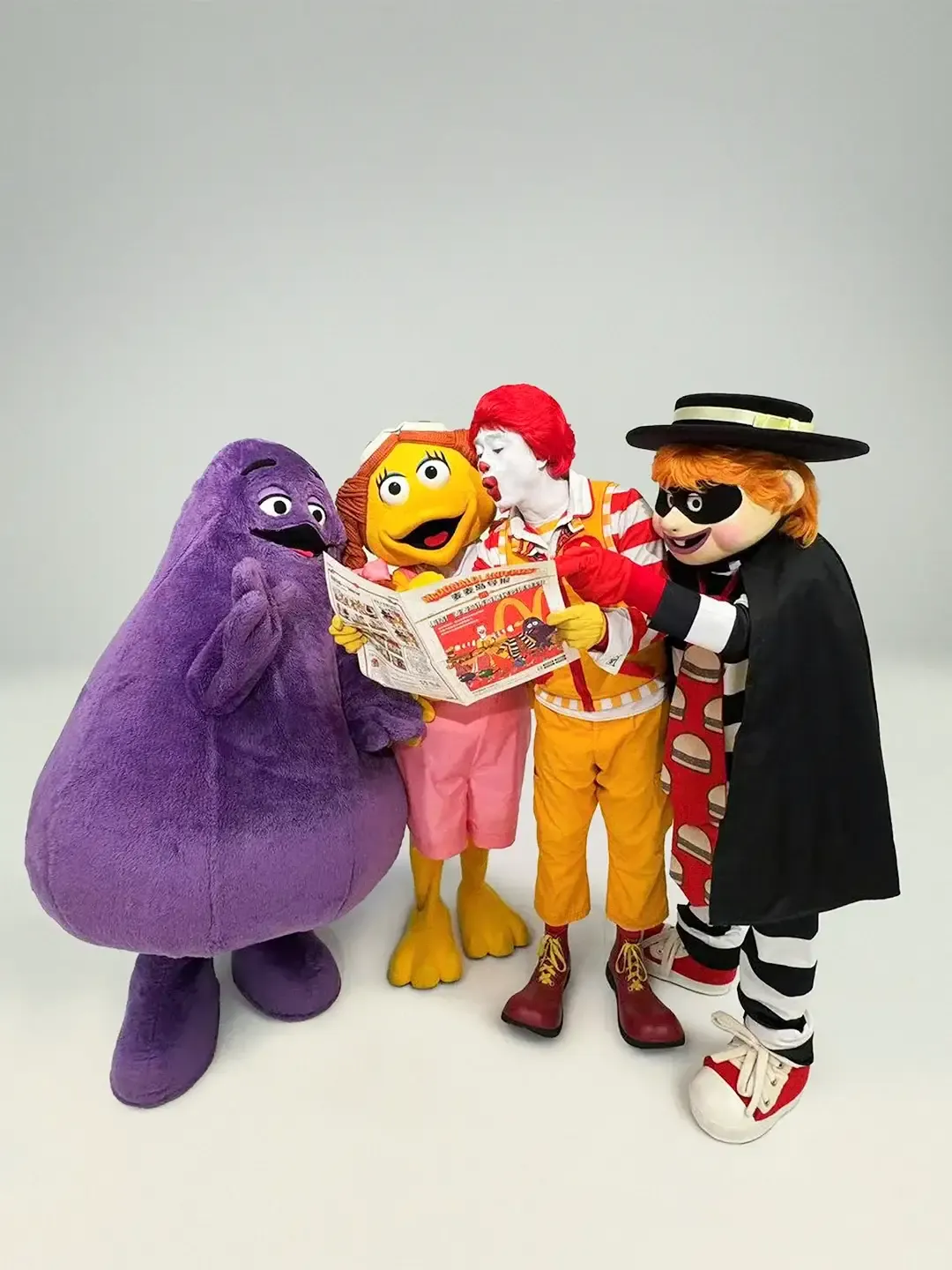 麦当劳门店变身麦麦岛/LINE推出字体LINE Seed/Apple新总部预计2026年建成_站酷资讯-站酷ZCOOL