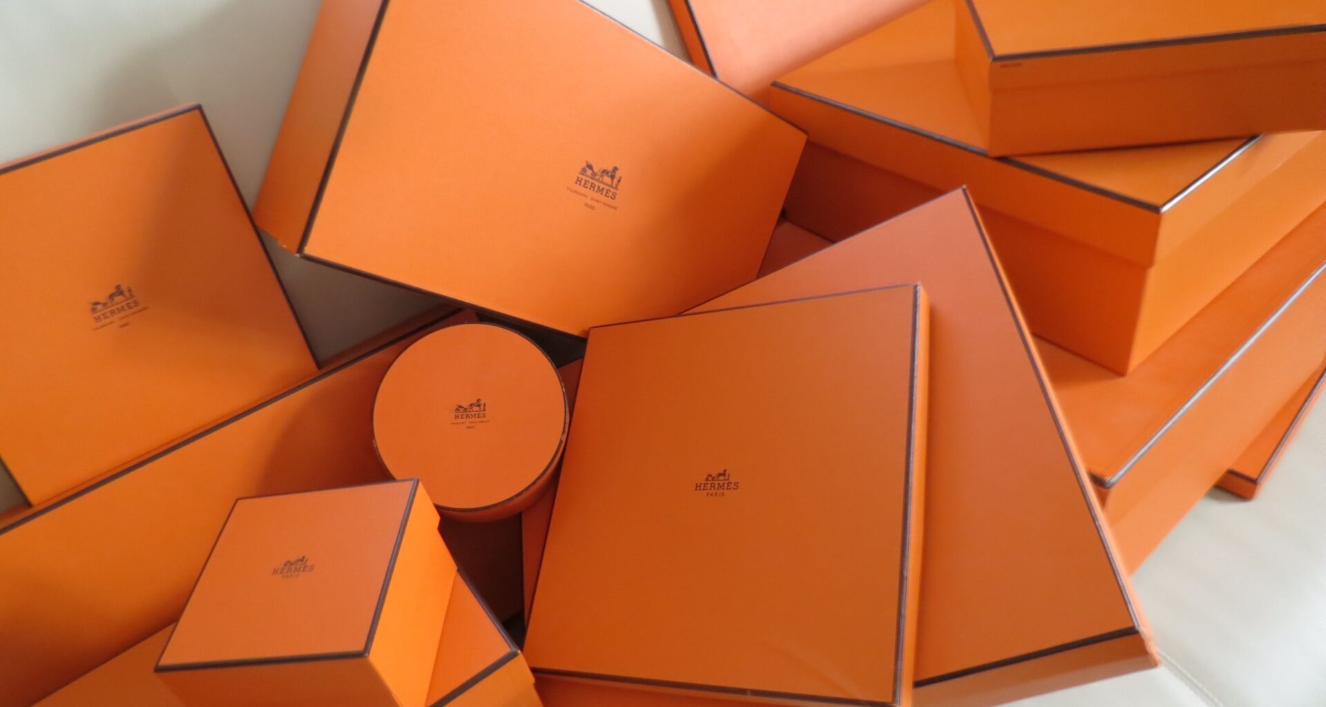 【色彩的故事】橙色篇：低俗与热情！ | 设计史太浓_远麦刘斌-站酷ZCOOL