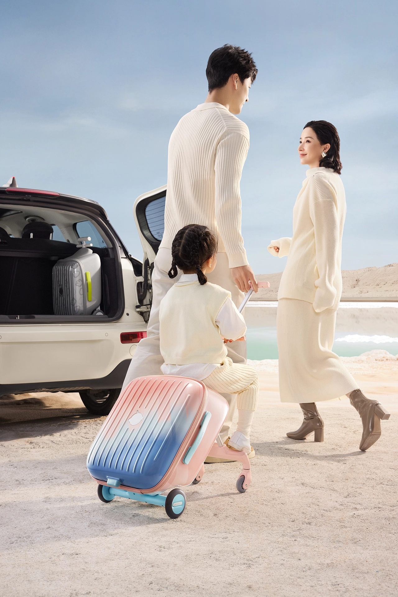 我们在室内重建了一场‘旅行’｜行李箱主题视觉拍摄_LiYu文化-站酷ZCOOL